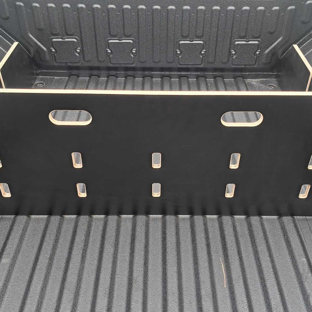 BYD Shark 6 2025+ Tub Divider – Timber Tough