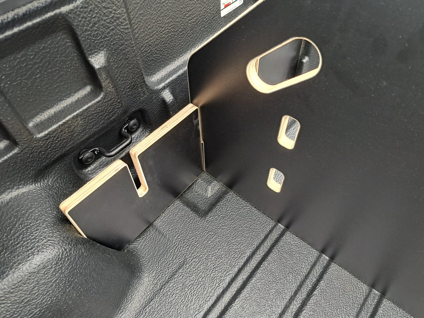 Ford Ranger 2022+ Tub Divider | Plastic Tub Liner – Timber Tough